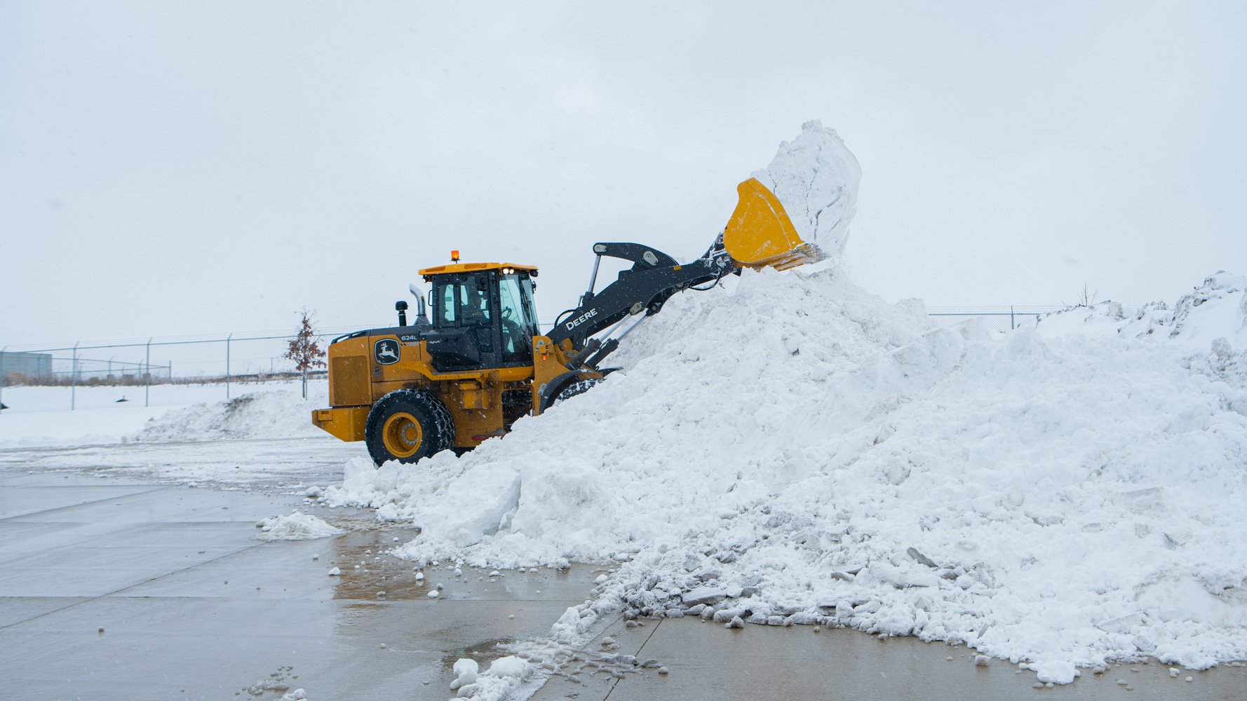 How to Choose Commercial Snow Removal Services in Greater Chicago